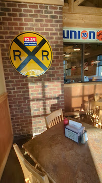 Lil Rebel Family Restaurant - Classic Diner Eats in Taylors SC
