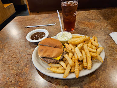 Lil Rebel Family Restaurant - Classic Diner Eats in Taylors SC